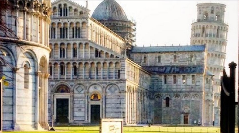 Pisa – kosi toranj i ništa više – zamaaero